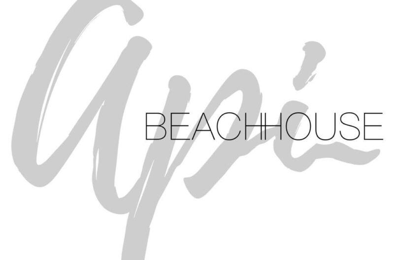 Api Beach House - VillasRDnet.com